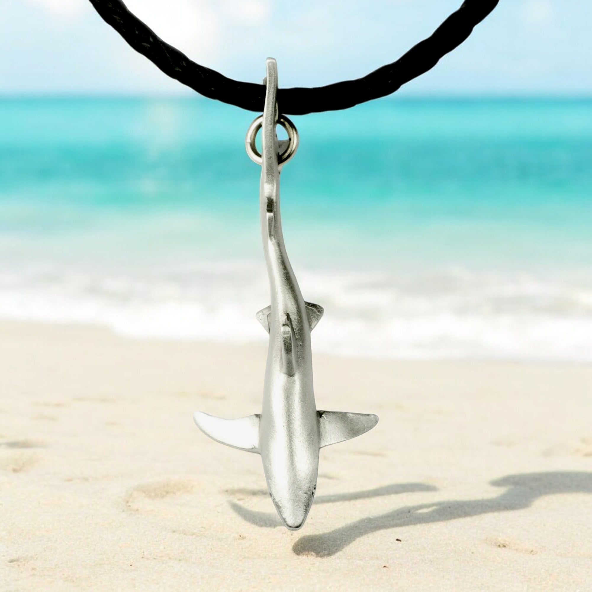 Joe Romeiro´s Blue Shark Necklace – Pewter on Cord